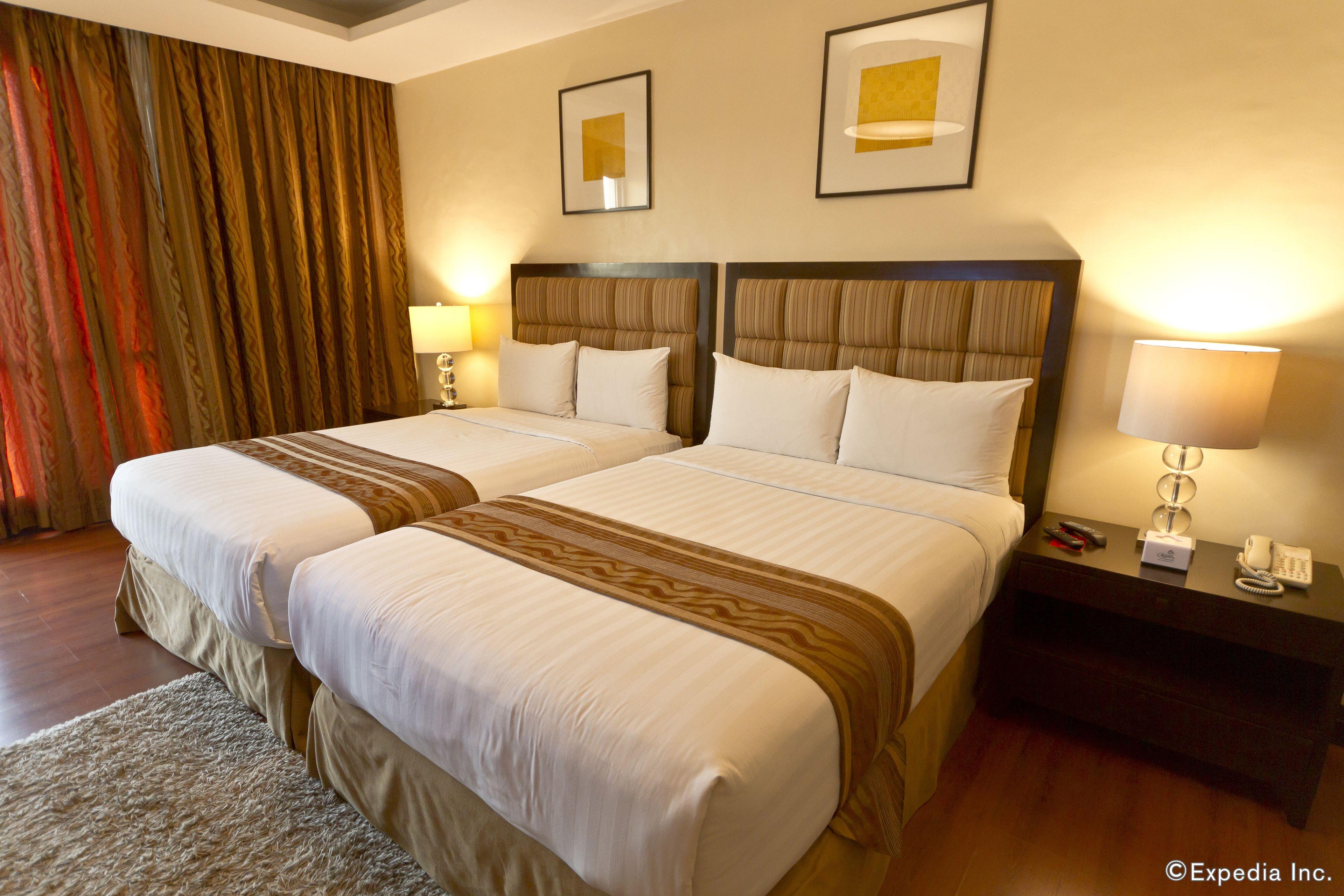 CROWN REGENCY HOTEL & TOWERS, CEBU